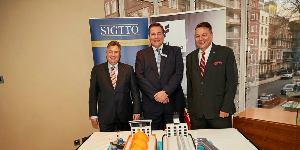 Smit Lamnalco sponge-scape is the icing on the cake at Sigtto meeting