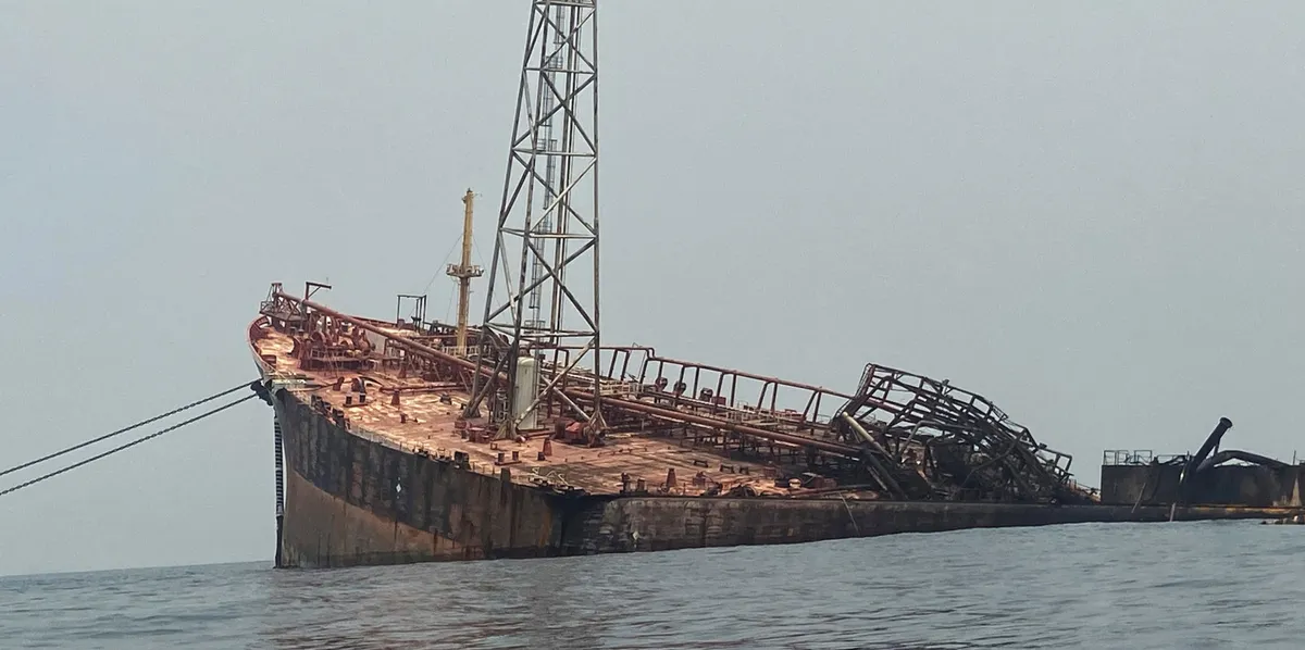 Trail of oil stretches from site of FPSO blast as three reported dead