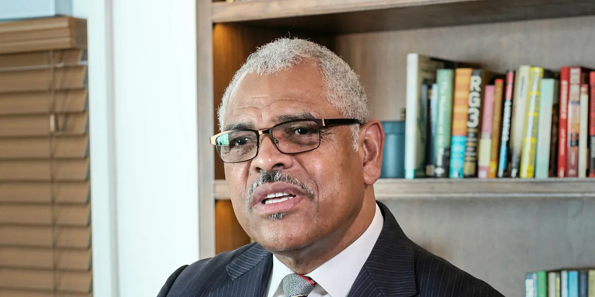 Judge asked to delay decision in Carnival pollution case