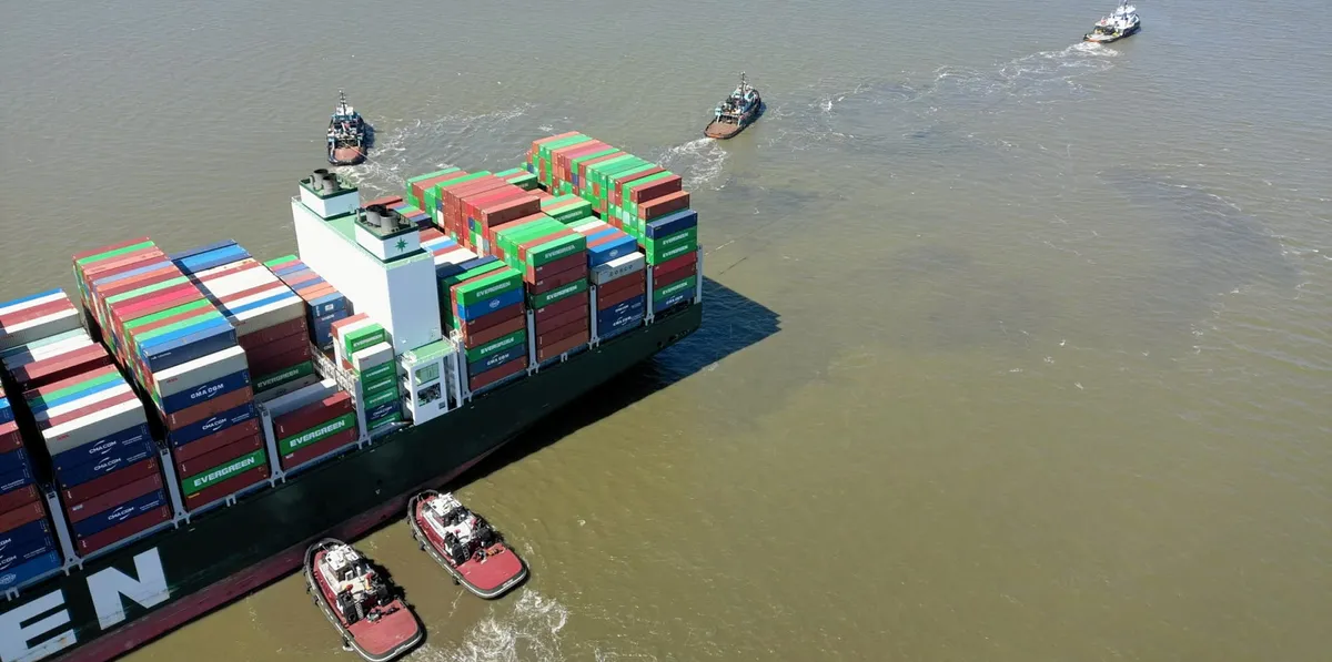 Second try to move grounded Evergreen container ship also proves ...