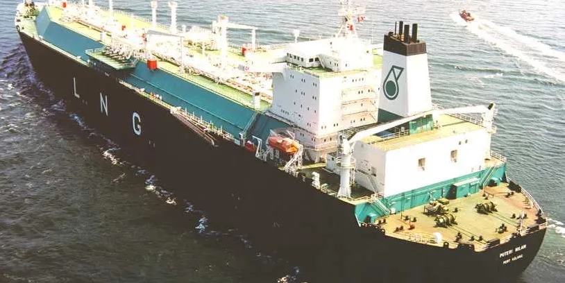 MISC floats two 30-year-old LNG steam turbine ships for sale