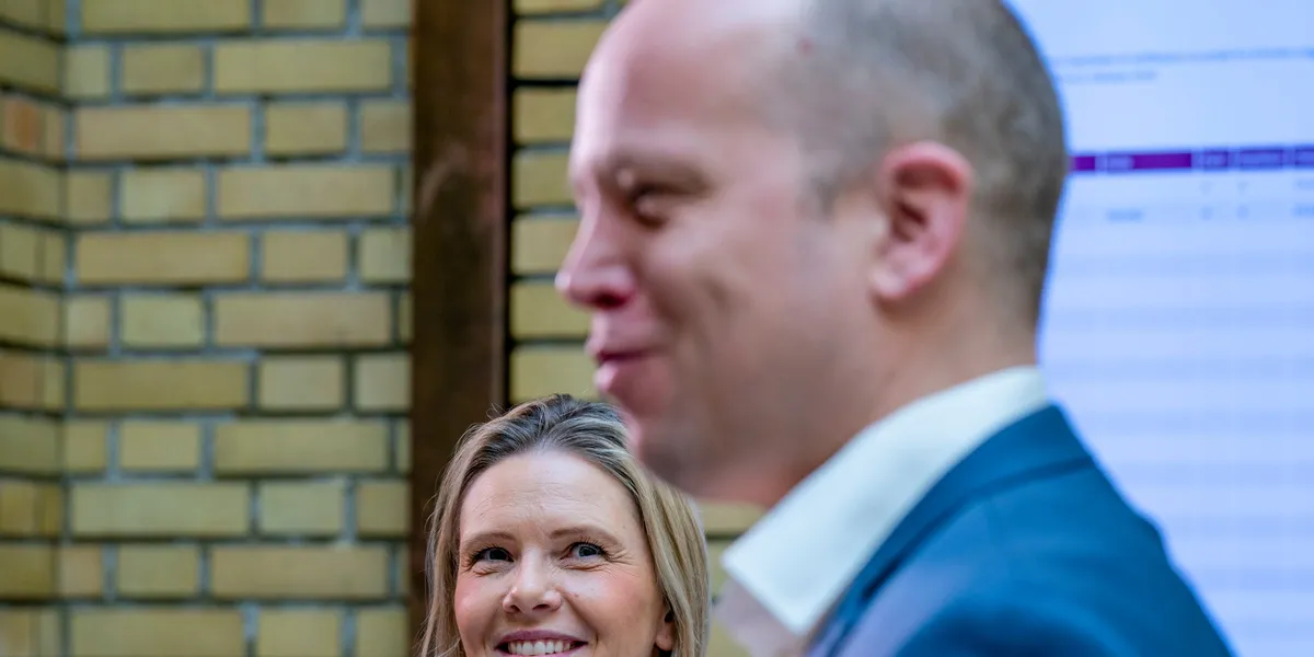 Forhandlinger, ydmykelse og politisk spinn | DN