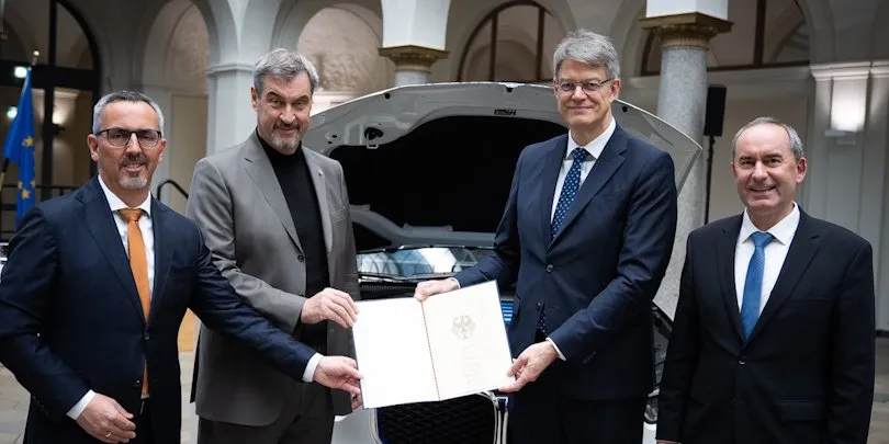 BMW granted €273m to develop hydrogen powertrain to cut H2 car ...