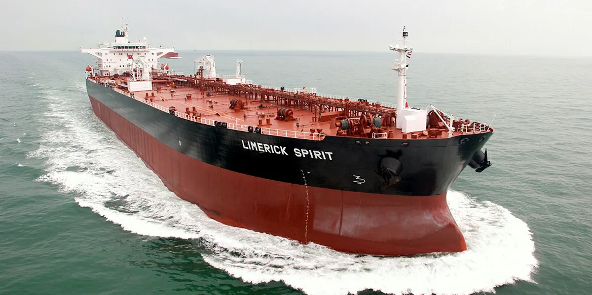 LR product tanker rates tumble as storage and naphtha flows shrink