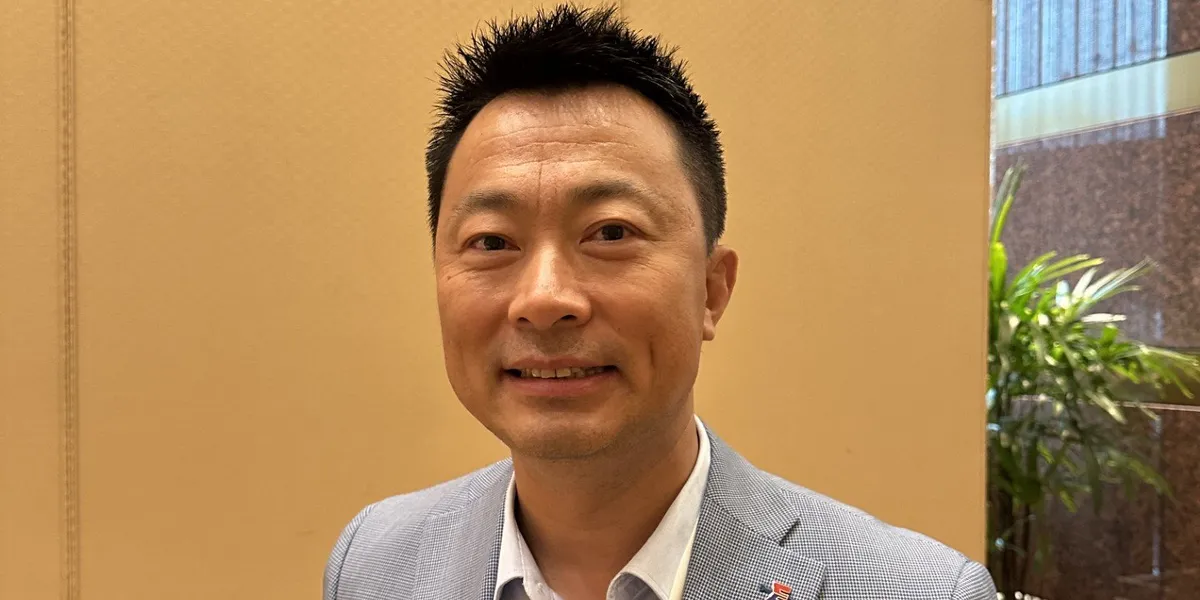 John Su’s Erasmus forks out $45m for feeder brace from Idan Ofer venture