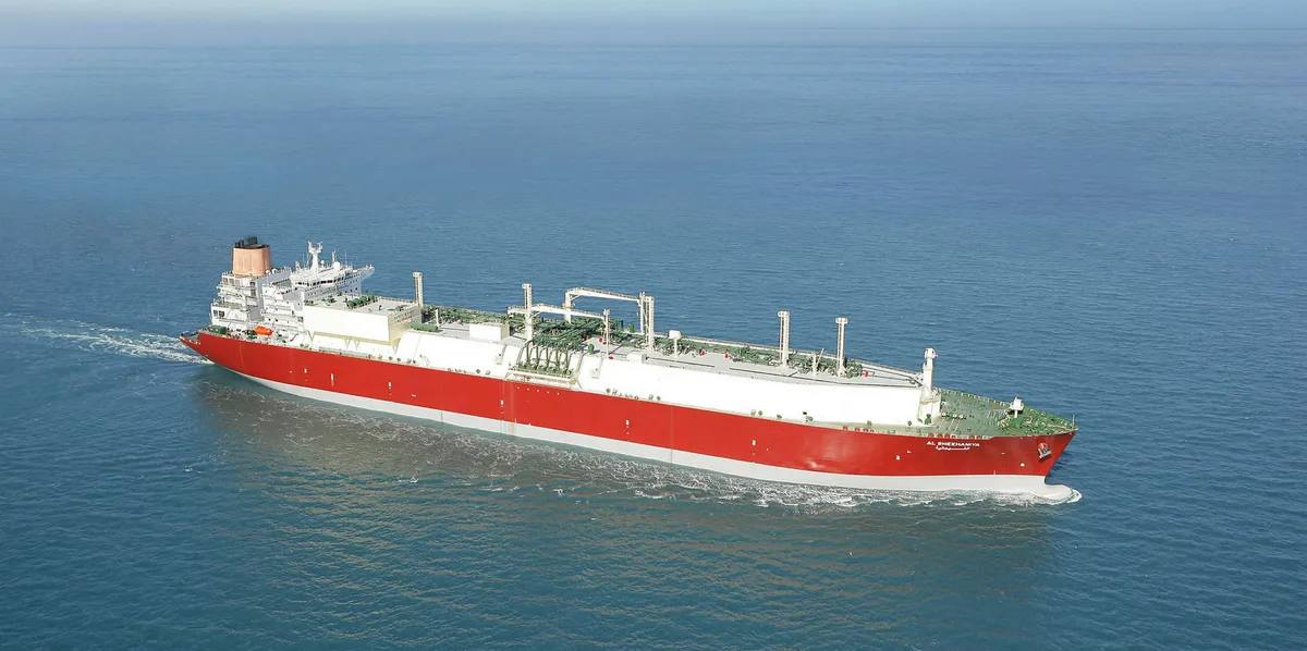 Spot and time-charter rates for LNG carriers diverge