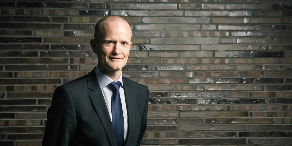 Hapag-Lloyd signs liquefied biomethane deal with Shell as it steps up ...