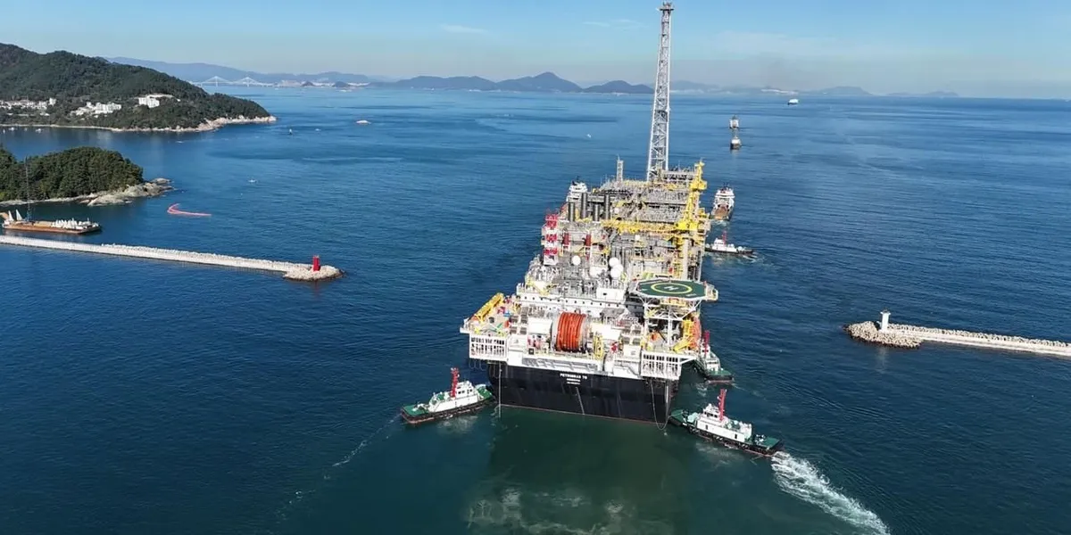 Latest Petrobras FPSO sets sail for Brazil's Buzios field | Upstream