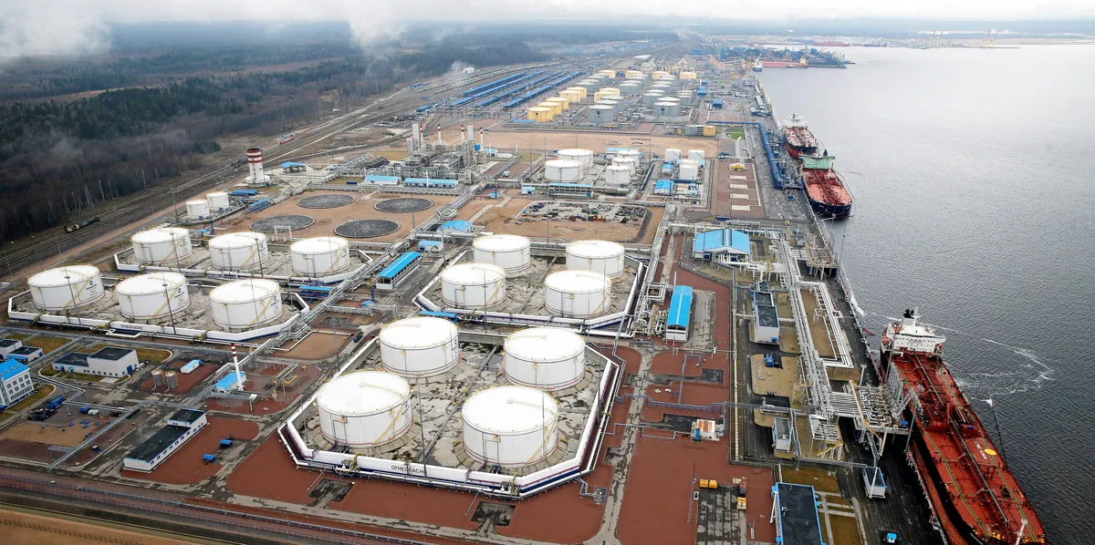 Notorious tanker stopped off Russian port after UK blacklisting