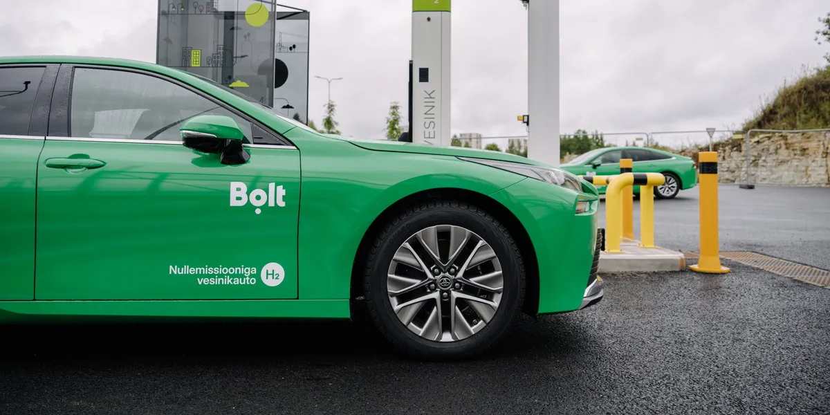 Uber rival rolls out green-hydrogen-powered cars in its home city ...