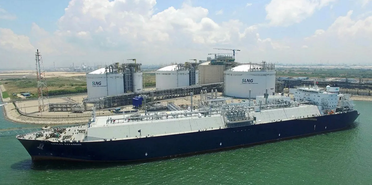 LNG floating storage to rise but rates will remain weak, Poten says