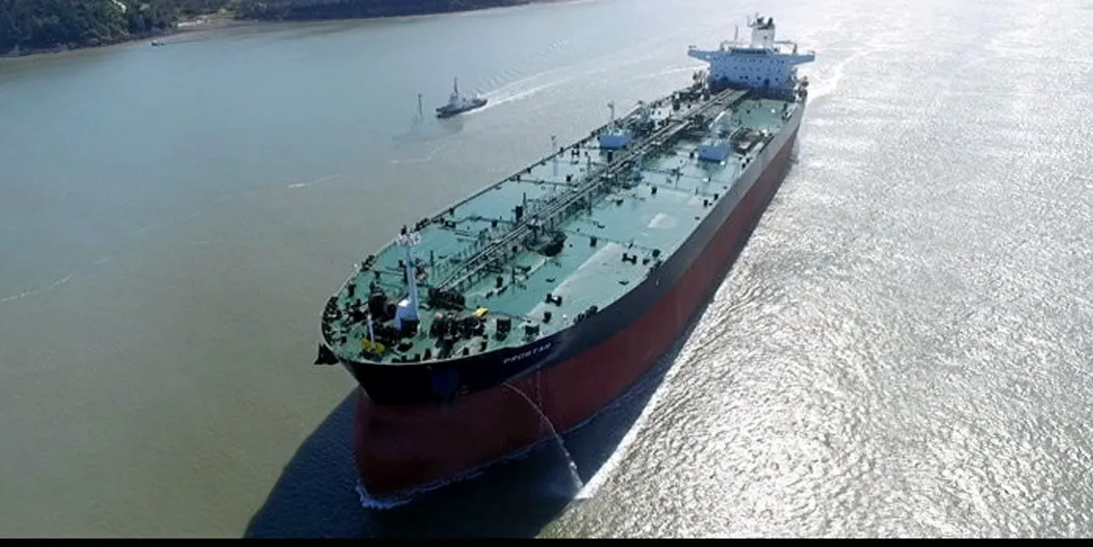 Soaring jet fuel shipments offer lift for LR2 tanker shipowners