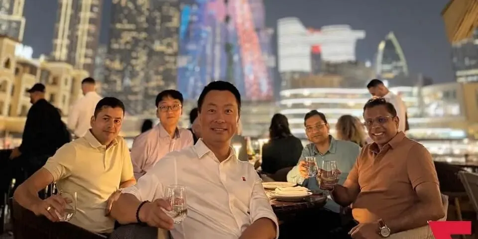 Erasmus Shipinvest dives back into dry bulk with new asset-light ...