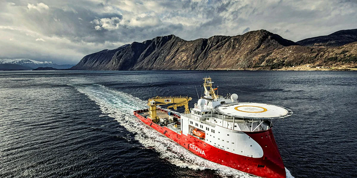 Shearwater helps Rieber roll with the punches