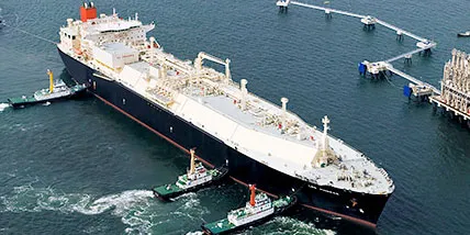 MOL bearish on LNG ship overhang