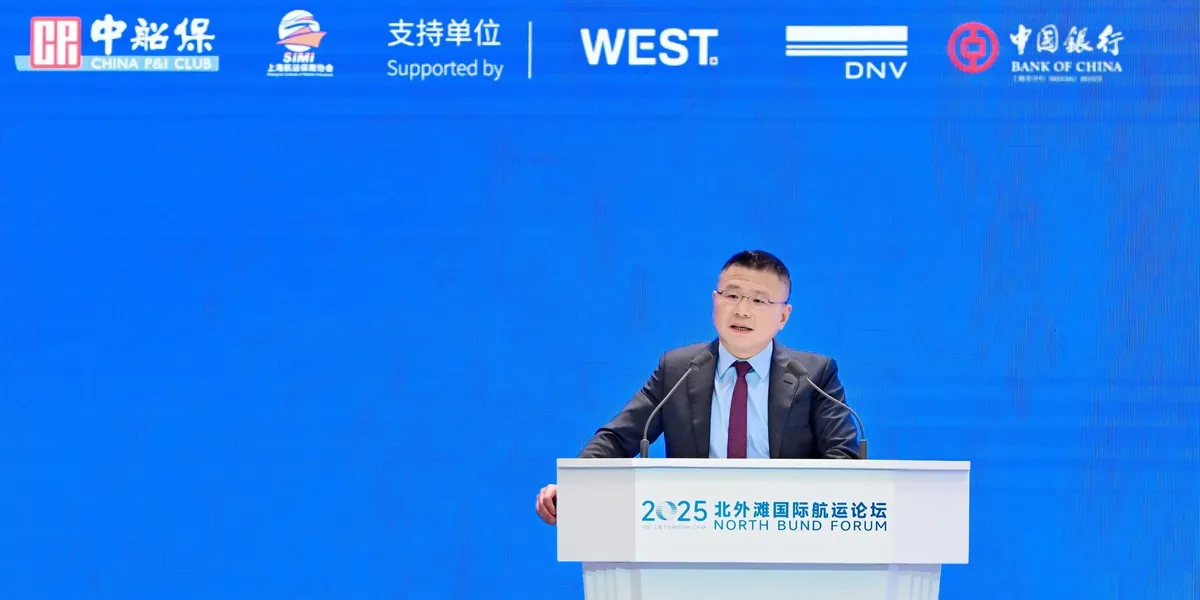 ‘Part of the storm’: Seaspan chief urges calm as Trump-era politics ...