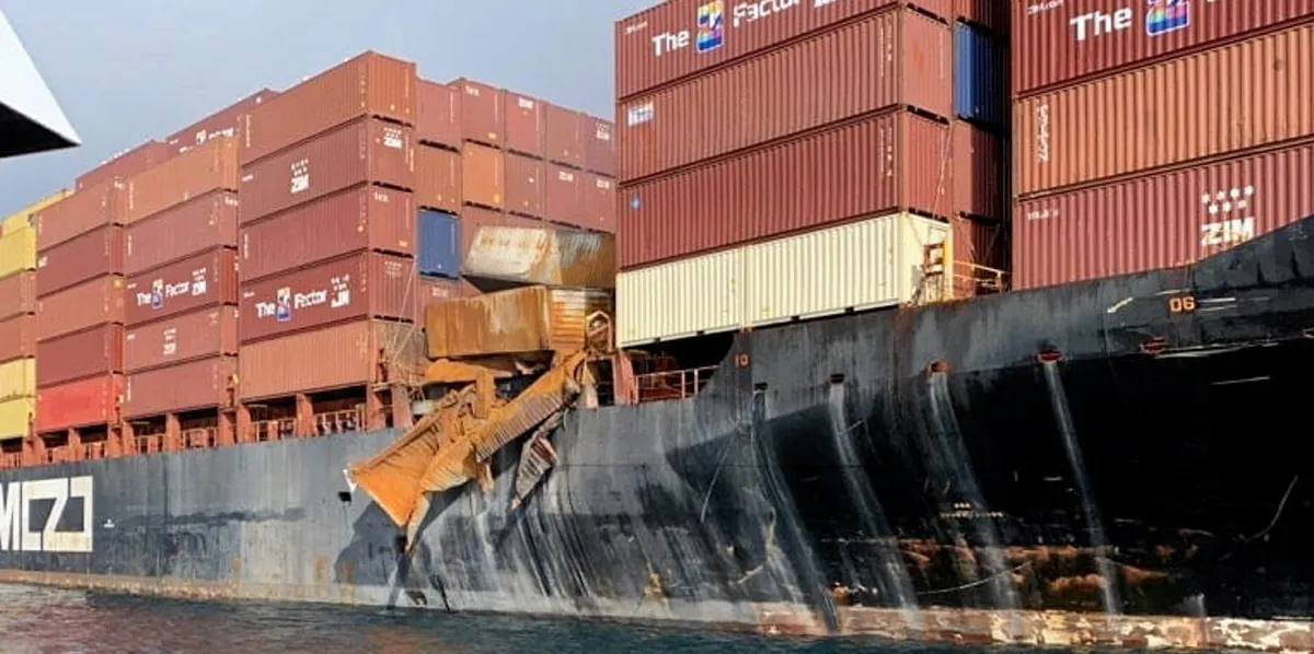 Container losses rise as Red Sea crisis forces boxships to divert ...