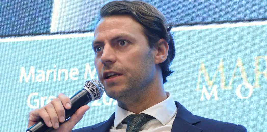 Burning methanol ‘does not make sense’, says LNG fuelling pioneer Shell