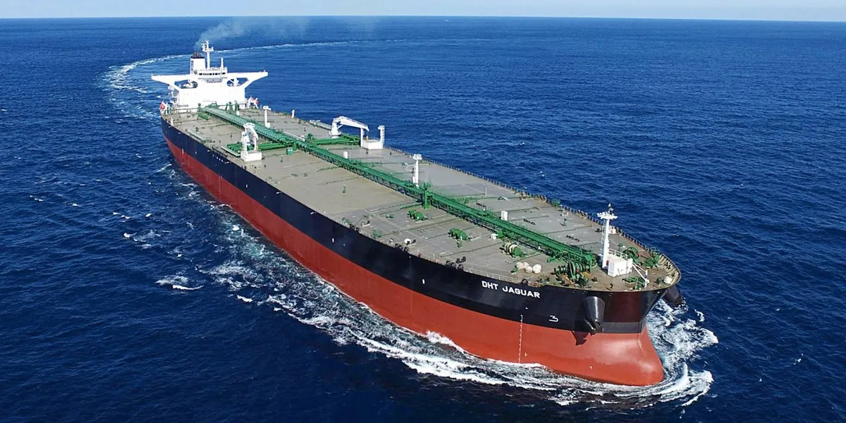 VLCC cargo attracts 10 offers as charterers keep cards close to chest