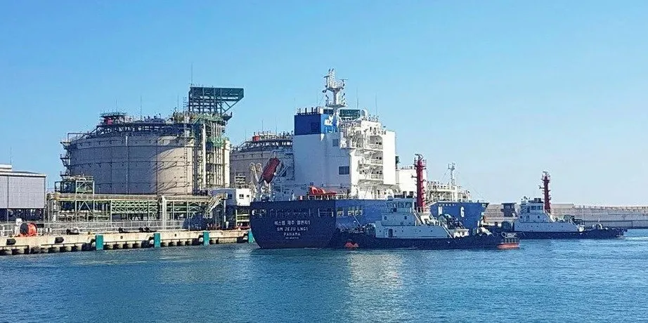 Samsung Heavy repairs small LNG ship with new version of home-grown ...