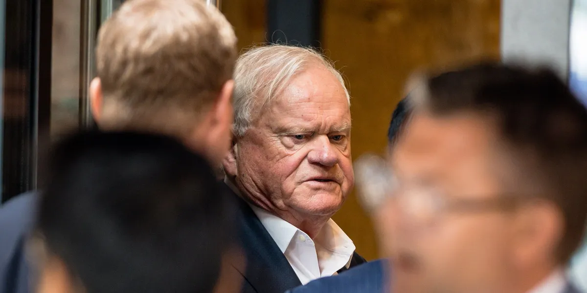 John Fredriksen adds four VLCC newbuildings to private fleet in Chinese ...