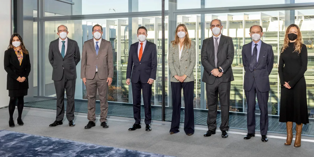 Repsol-led consortium to invest $4.4bn in green hydrogen production and ...