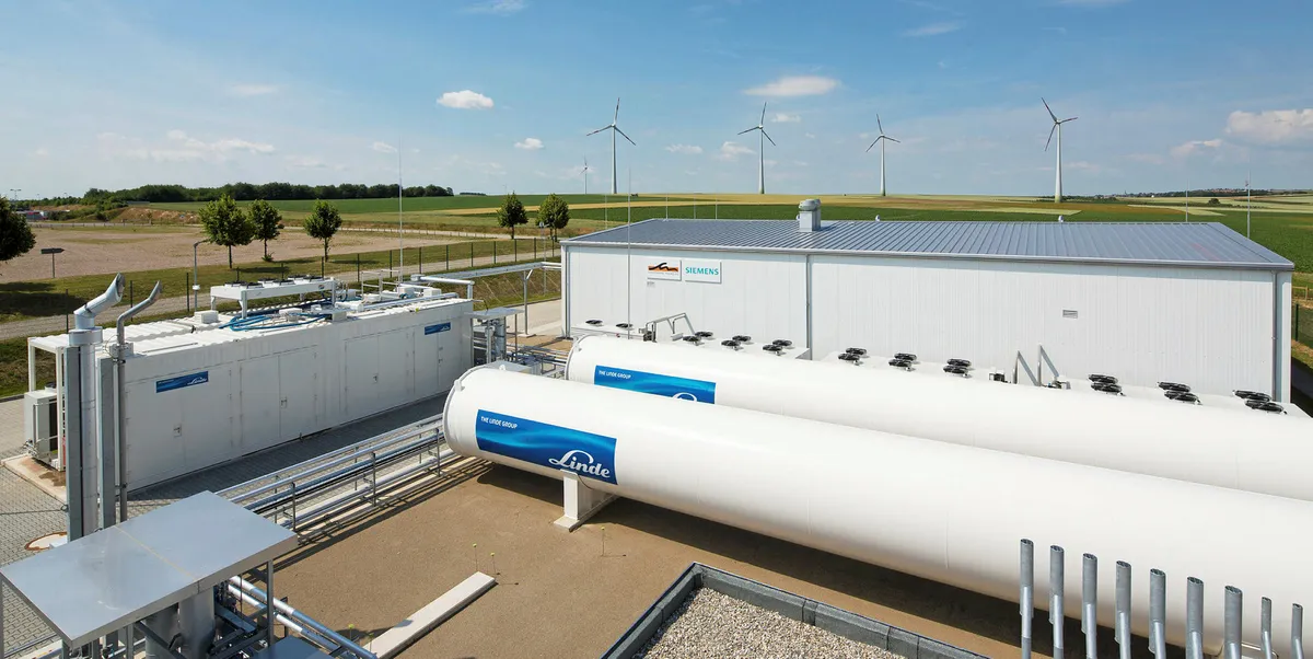 BP and RWE plan Germany’s first green hydrogen grid | Recharge