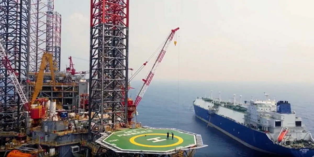 New Fortress produces first offshore LNG a year later than planned