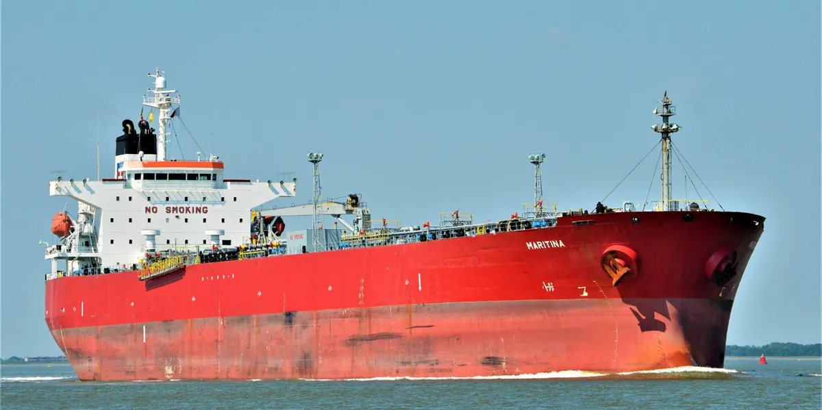 Marinvest sells LR1 tanker amid focus on methanol carriers