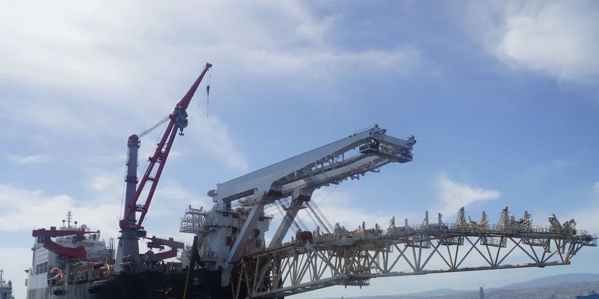 Allseas lands big US contract to install 515 kilometres of deepwater ...