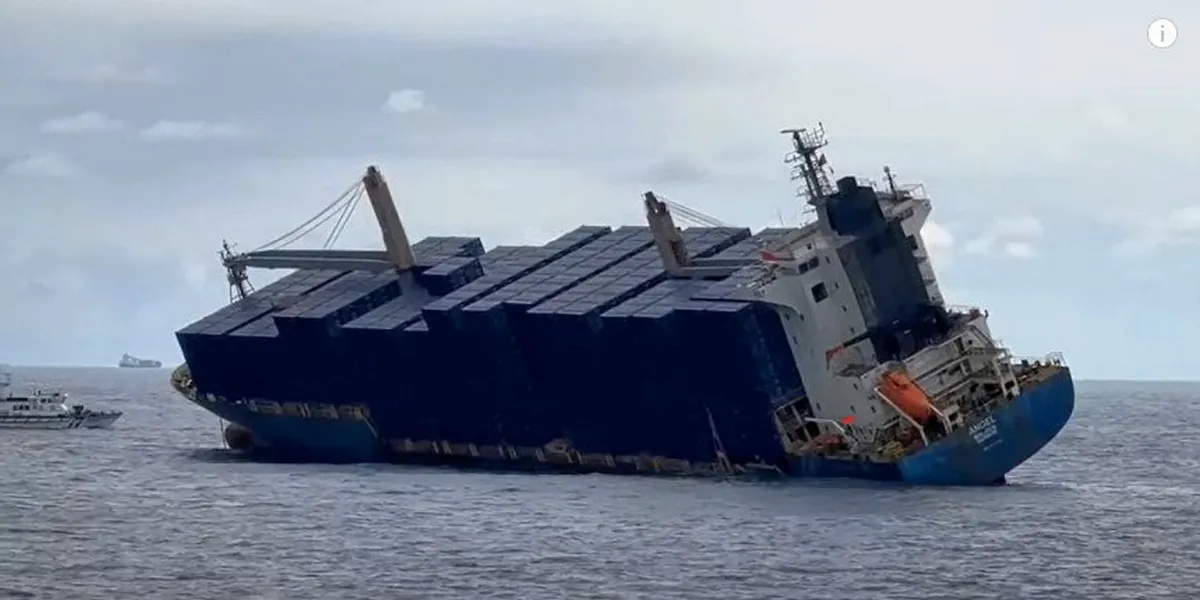 Master and officers ‘held hostage’ by Taiwan in dispute over container ...