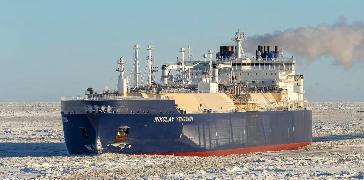 Arc7 LNG carrier damaged on Northern Sea Route winter voyage