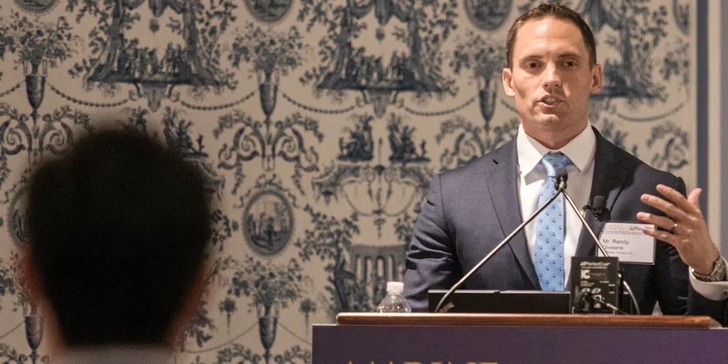 For dry bulk worrywarts, it's easier to sell shares than bulkers