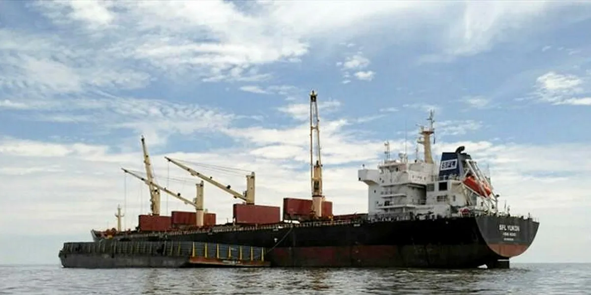 Companies trade claims after off-spec fuel leaves bulker adrift