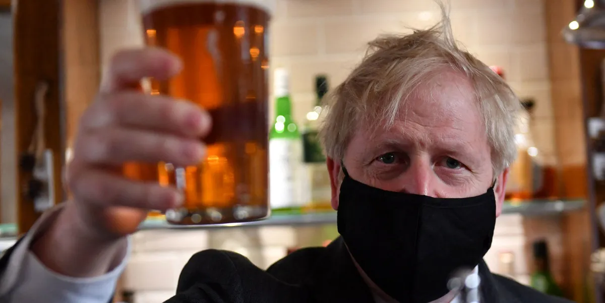 Taylor Maritime float offers London chink of sunshine amid downpours