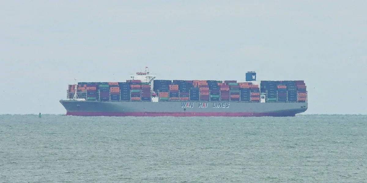 Two missing after collision between giant Wan Hai Lines container ...