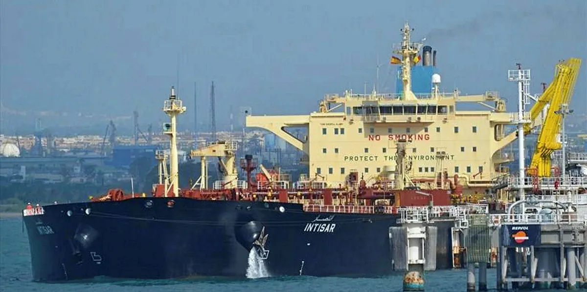 Libya's GNMTC sells off aframax tankers to Middle East buyers